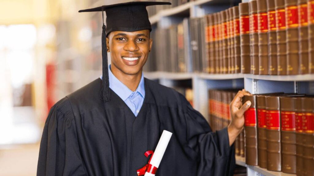 25 Best Questions to Ask Law School Admissions for Pre-Law Students ...